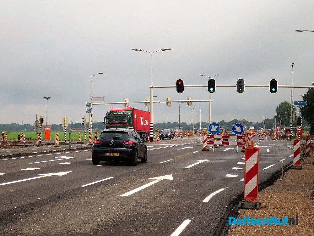 Het kruispunt in de RW35 bij Hoonhorst is gereed | DalfsenNet